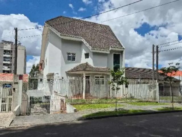Casa / Sobrado para Venda em Curitiba/PR Tingui 3 Quartos