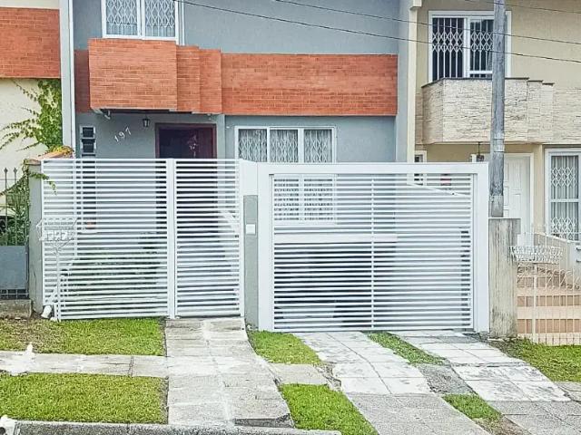 Casa / Sobrado para Venda em Curitiba/PR Tingui 3 Quartos