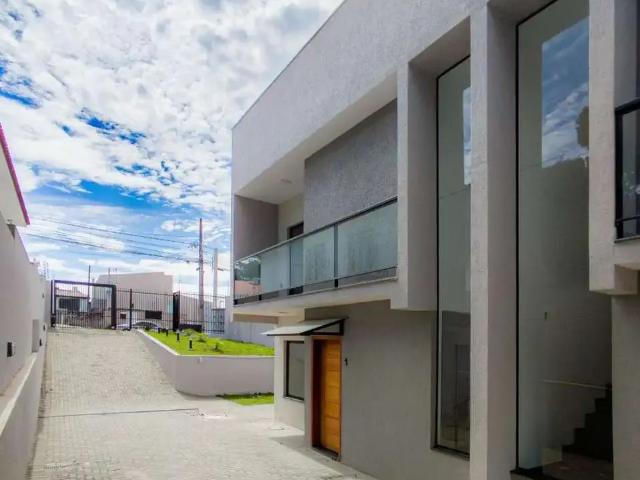 Casa / Sobrado para Venda em Curitiba/PR Tingui 3 Quartos