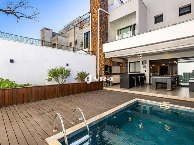 Casa / Sobrado para Venda em Curitiba/PR Uberaba 3 Quartos