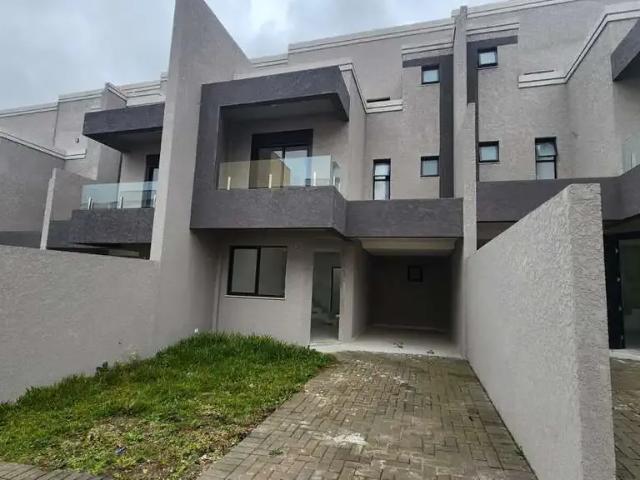 Casa / Sobrado para Venda em Curitiba/PR Uberaba 3 Quartos