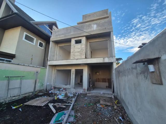 Casa / Sobrado para Venda em Curitiba/PR Uberaba 3 Quartos