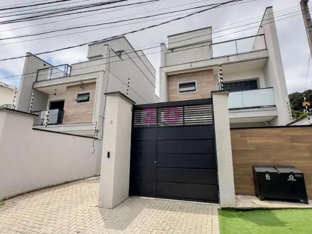Casa / Sobrado para Venda em Curitiba/PR Uberaba 4 Quartos