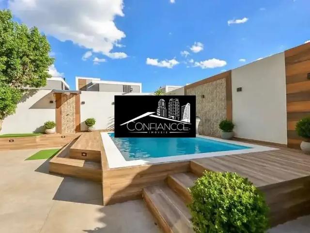 Casa / Sobrado para Venda em Curitiba/PR Uberaba 4 Quartos