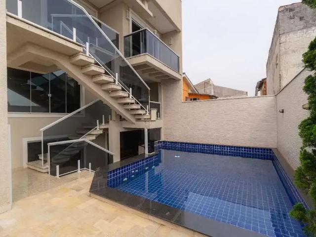 Casa / Sobrado para Venda em Curitiba/PR Uberaba 5 Quartos