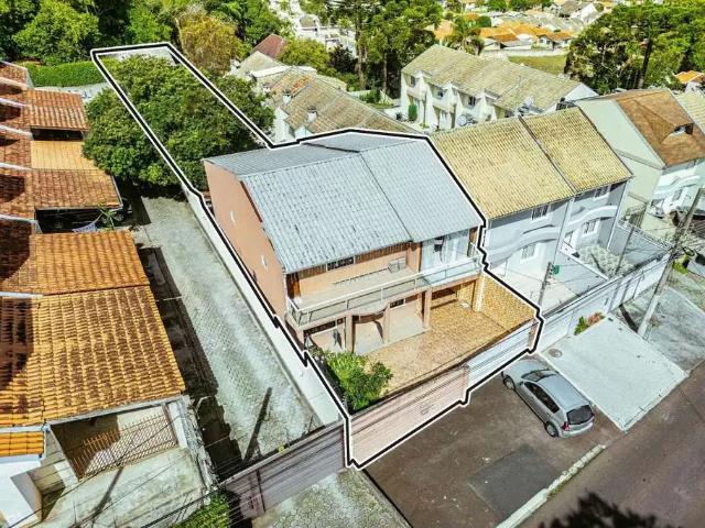 Casa / Sobrado para Venda em Curitiba/PR Uberaba 5 Quartos