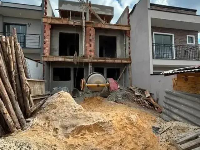 Casa / Sobrado para Venda em Curitiba/PR Umbará 2 Quartos