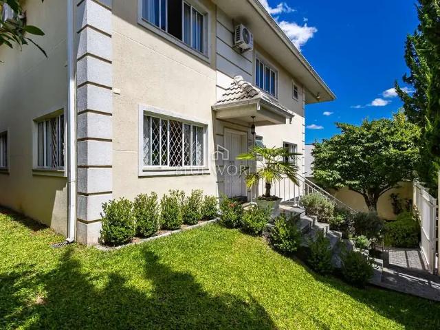 Casa / Sobrado para Venda em Curitiba/PR Vista Alegre 4 Quartos