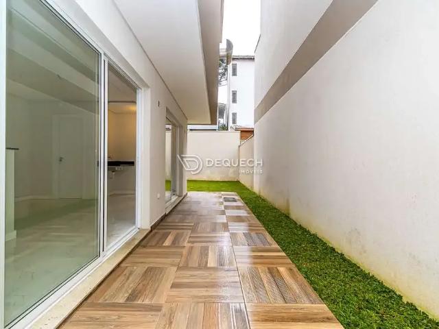 Casa / Sobrado para Venda em Curitiba/PR Vista Alegre 4 Quartos