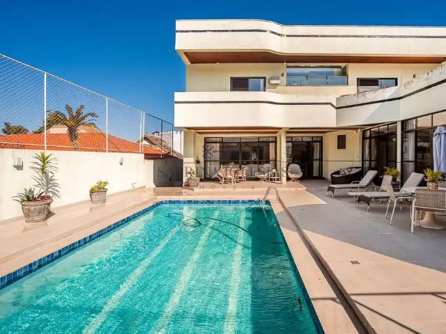 Casa / Sobrado para Venda em Curitiba/PR Vista Alegre 5 Quartos
