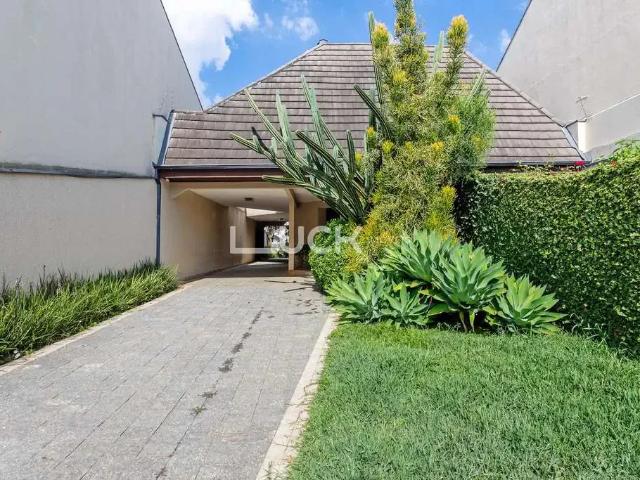 Casa / Sobrado para Venda em Curitiba/PR Vista Alegre 3 Quartos