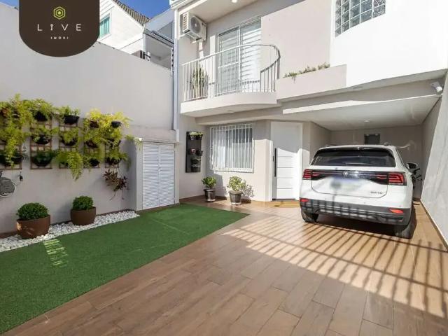 Casa / Sobrado para Venda em Curitiba/PR Vista Alegre 3 Quartos