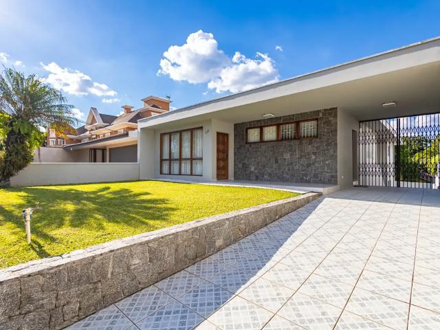 Casa / Sobrado para Venda em Curitiba/PR Vista Alegre 3 Quartos