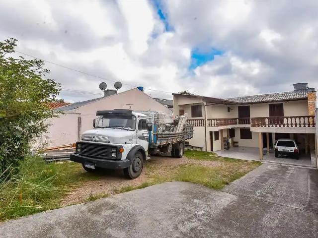 Casa / Sobrado para Venda em Curitiba/PR Xaxim 2 Quartos