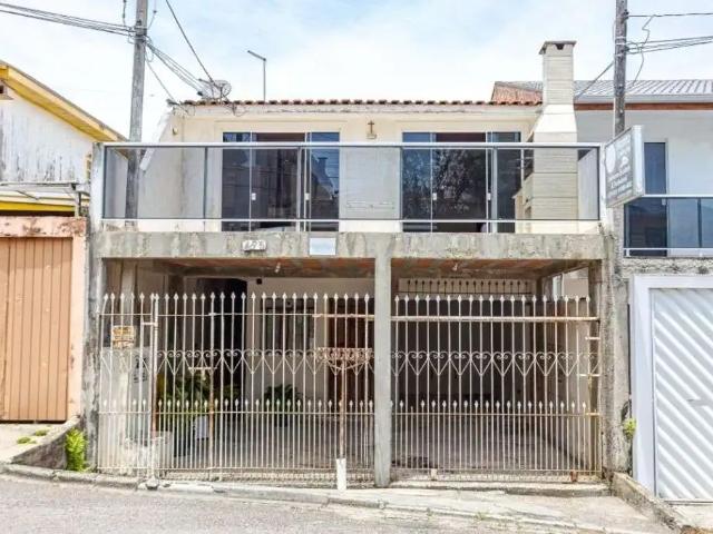 Casa / Sobrado para Venda em Curitiba/PR Xaxim 3 Quartos