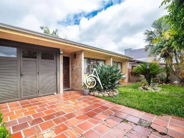 Casa / Sobrado para Venda em Curitiba/PR Xaxim 3 Quartos