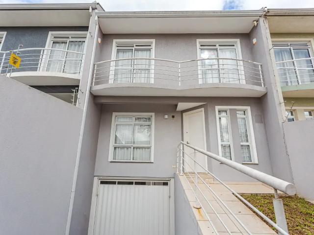 Casa / Sobrado para Venda em Curitiba/PR Xaxim 3 Quartos