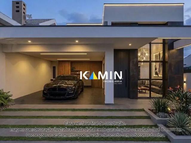 Casa / Sobrado para Venda em Curitiba/PR Xaxim 3 Quartos