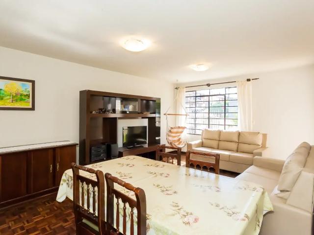 Casa / Sobrado para Venda em Curitiba/PR Xaxim 3 Quartos