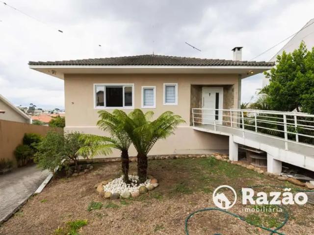 Casa / Sobrado para Venda em Curitiba/PR Xaxim 4 Quartos
