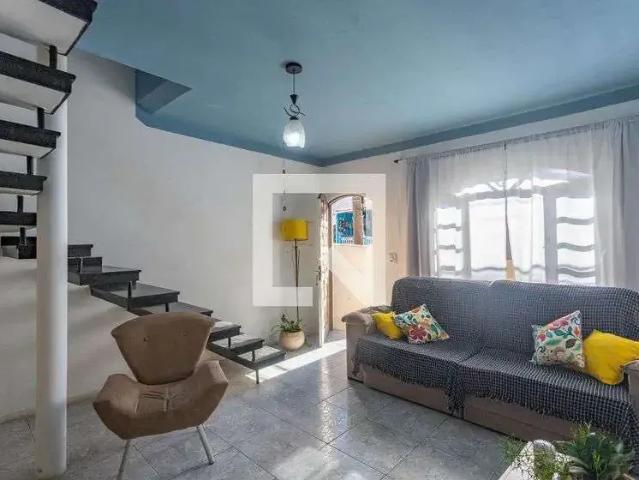 Casa / Sobrado para Venda em Diadema/SP Campanário 6 Quartos