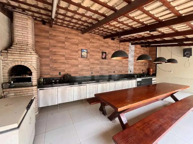 Casa / Sobrado para Venda em Divinópolis/MG Nossa Senhora das Graças 5 Quartos