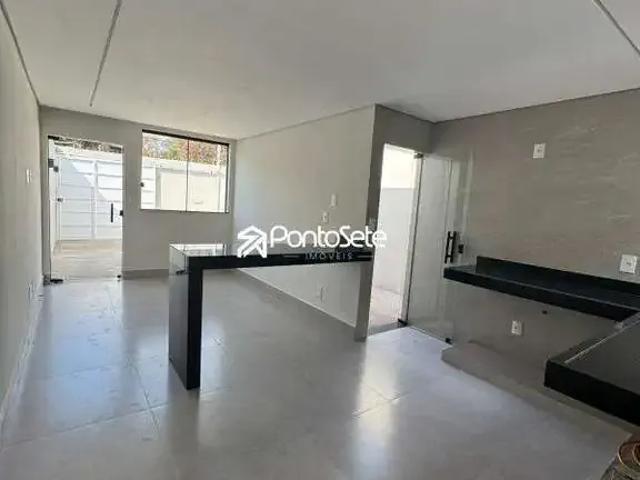 Casa / Sobrado para Venda em Divinópolis/MG Nova Fortaleza 3 Quartos