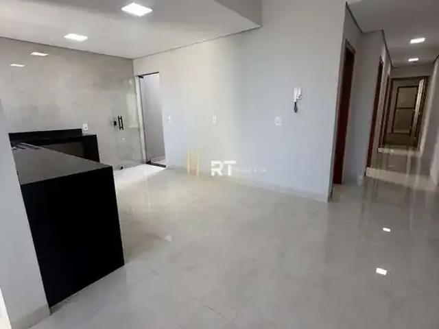 Casa / Sobrado para Venda em Divinópolis/MG Oliveiras 3 Quartos