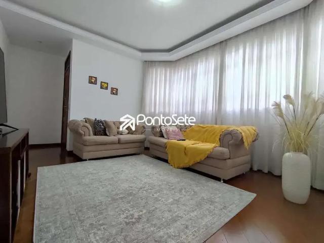 Casa / Sobrado para Venda em Divinópolis/MG Alvorada 3 Quartos