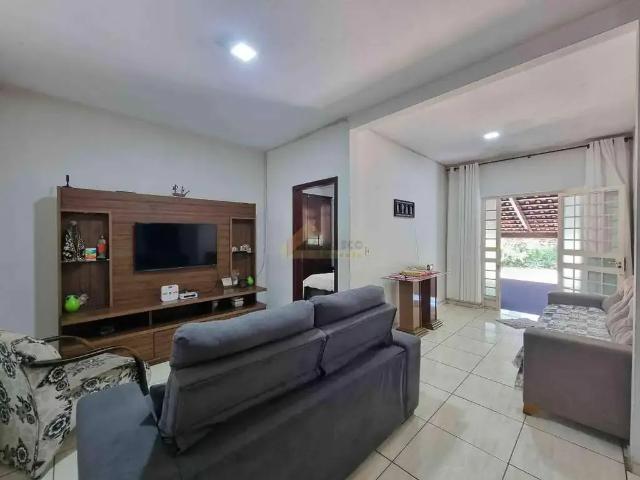 Casa / Sobrado para Venda em Divinópolis/MG Antônio Fonseca 4 Quartos