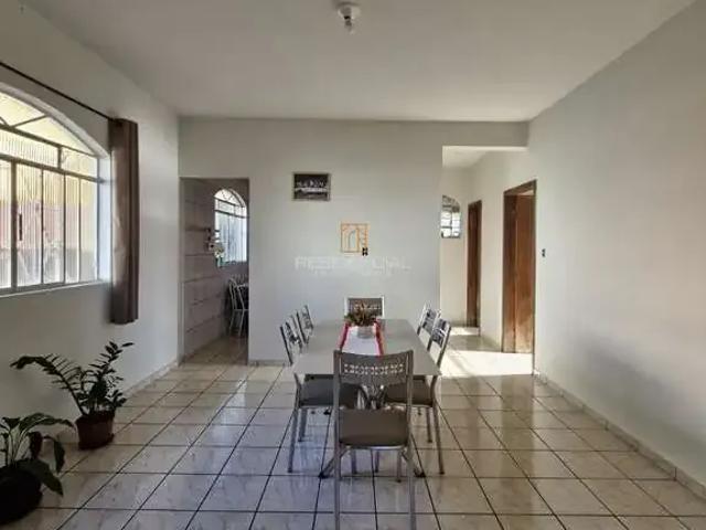 Casa / Sobrado para Venda em Divinópolis/MG Bom Pastor 3 Quartos