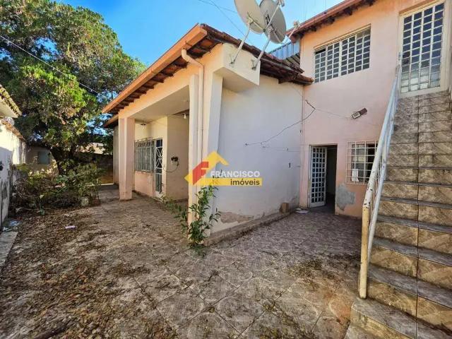 Casa / Sobrado para Venda em Divinópolis/MG Bom Pastor 3 Quartos