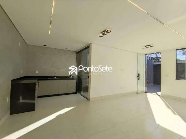 Casa / Sobrado para Venda em Divinópolis/MG Campina Verde 3 Quartos