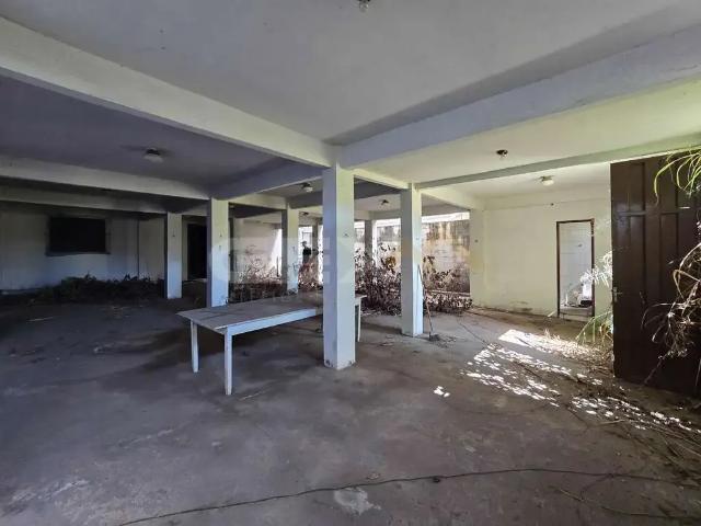 Casa / Sobrado para Venda em Divinópolis/MG Centro 4 Quartos