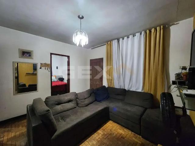 Casa / Sobrado para Venda em Divinópolis/MG Centro 4 Quartos
