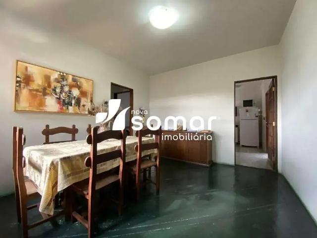 Casa / Sobrado para Venda em Divinópolis/MG Centro 7 Quartos