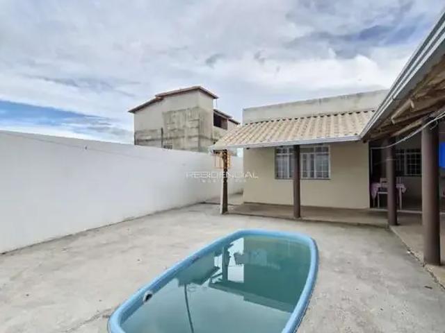 Casa / Sobrado para Venda em Divinópolis/MG Chanadour 3 Quartos