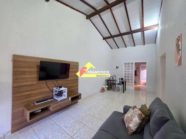 Casa / Sobrado para Venda em Divinópolis/MG Danilo Passos 3 Quartos
