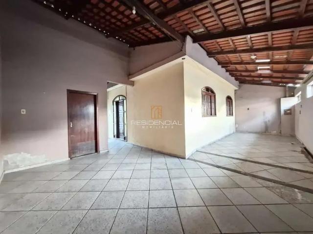 Casa / Sobrado para Venda em Divinópolis/MG Doutor José Thomaz 3 Quartos