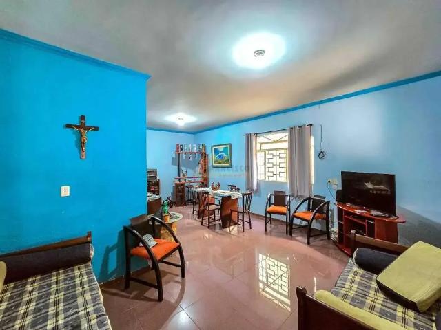 Casa / Sobrado para Venda em Divinópolis/MG Doutor José Thomaz 3 Quartos