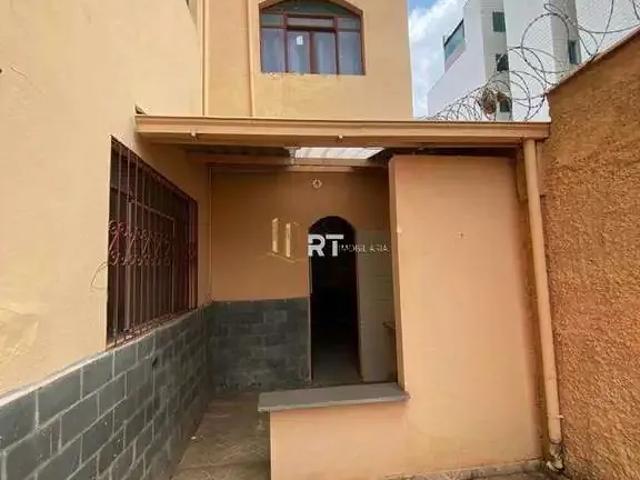 Casa / Sobrado para Venda em Divinópolis/MG Esplanada 3 Quartos
