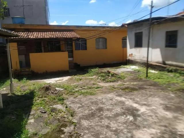 Casa / Sobrado para Venda em Divinópolis/MG Esplanada 3 Quartos