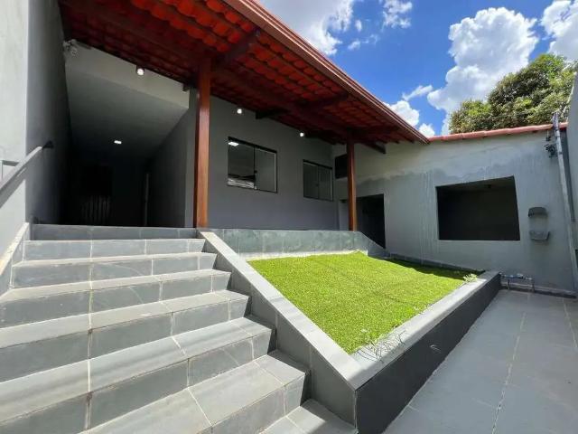 Casa / Sobrado para Venda em Divinópolis/MG Esplanada 3 Quartos