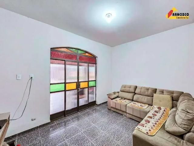 Casa / Sobrado para Venda em Divinópolis/MG Esplanada 3 Quartos