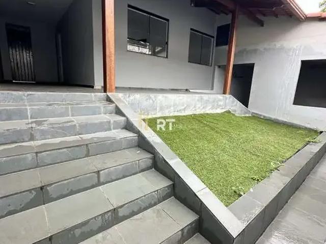 Casa / Sobrado para Venda em Divinópolis/MG Esplanada 3 Quartos