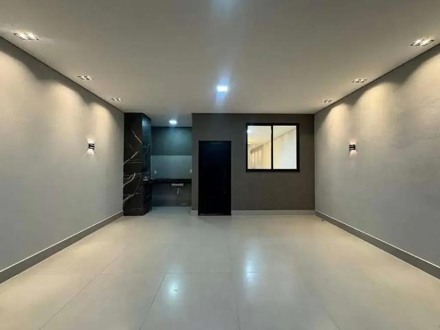 Casa / Sobrado para Venda em Divinópolis/MG Fábio Notini 3 Quartos