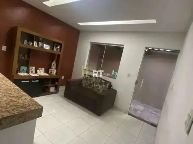 Casa / Sobrado para Venda em Divinópolis/MG Floresta 3 Quartos