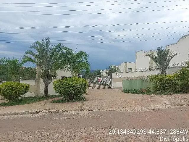Casa / Sobrado para Venda em Divinópolis/MG Gafanhoto 2 Quartos