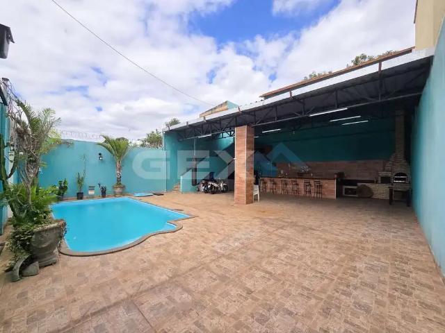 Casa / Sobrado para Venda em Divinópolis/MG Halin Souki 4 Quartos