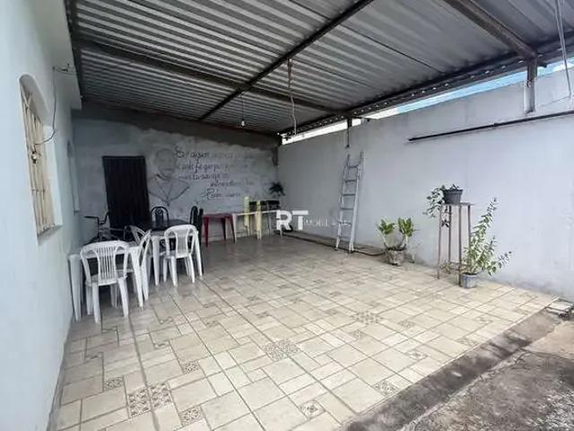 Casa / Sobrado para Venda em Divinópolis/MG Icaraí 3 Quartos
